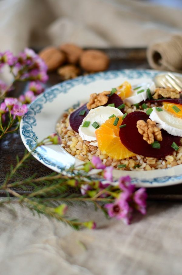 Salade de betterave rouge, céréales et orange - Recette