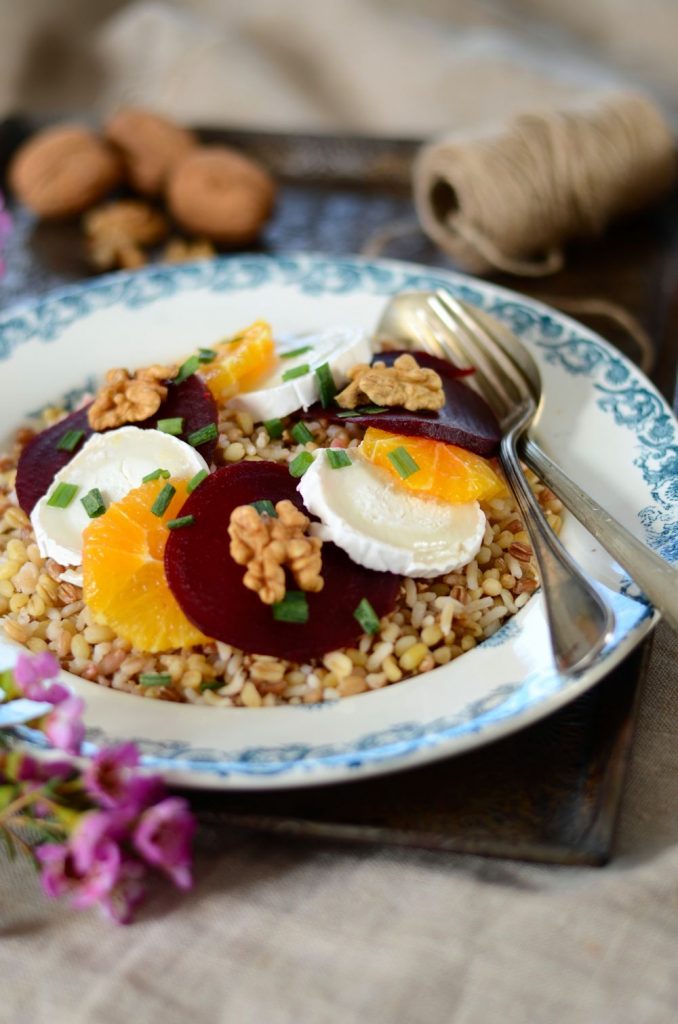 Salade de betterave rouge, céréales et orange - Recette