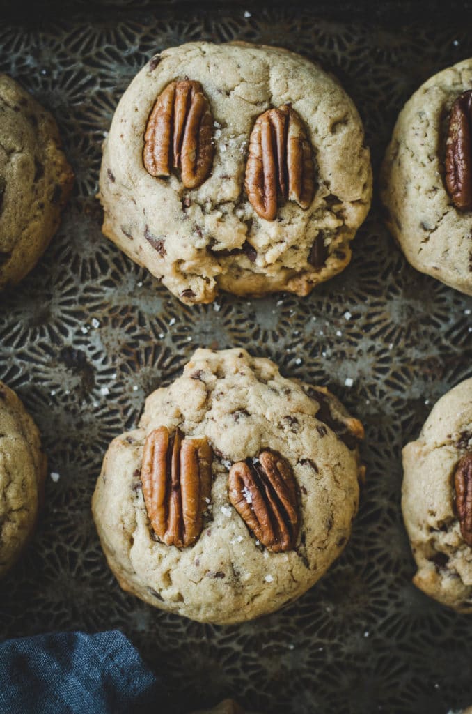 Chocolate and Pecan Cookies Recipe - Easy and Delicious
