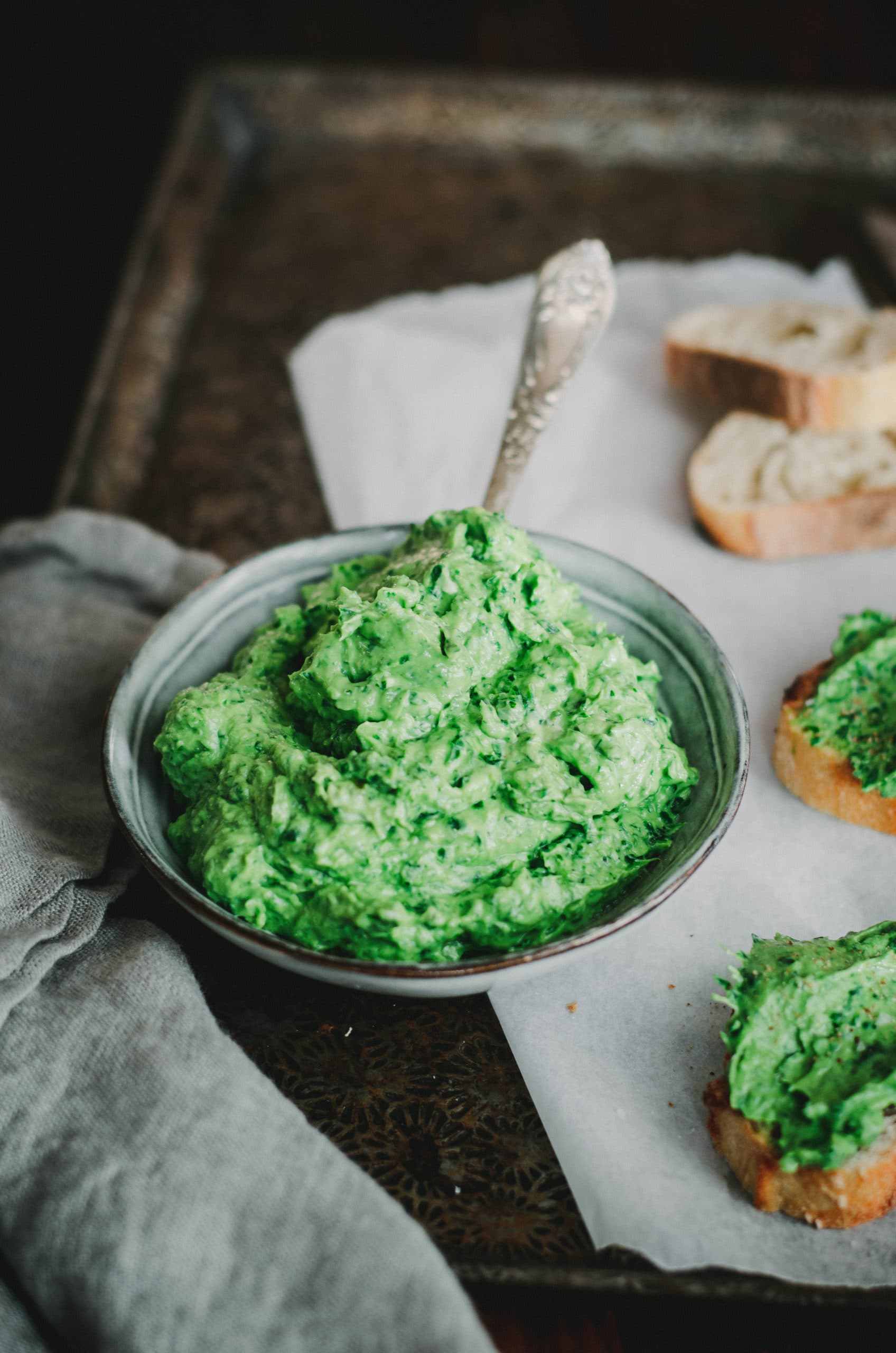 Sauce verte à l'avocat et aux herbes - Recette - Tangerine Zest