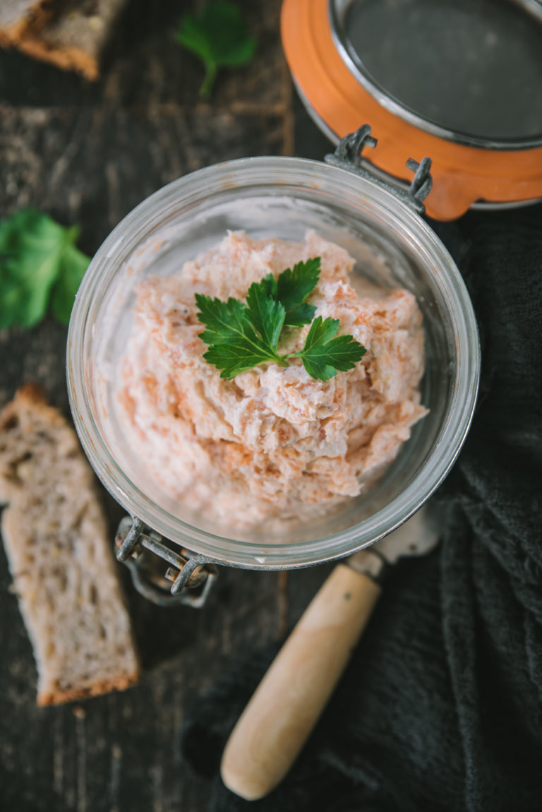 Smoked Salmon Rillettes {Easy Dip recipe}