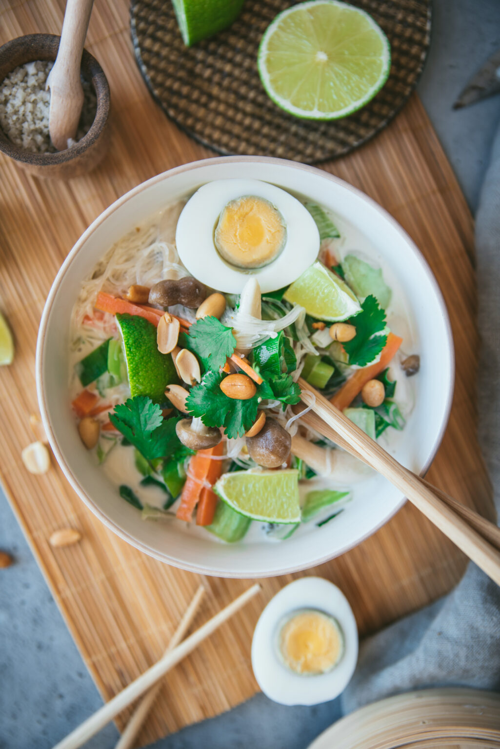 Thai Vegetable Curry with Coconut Milk - Recette - Tangerine Zest