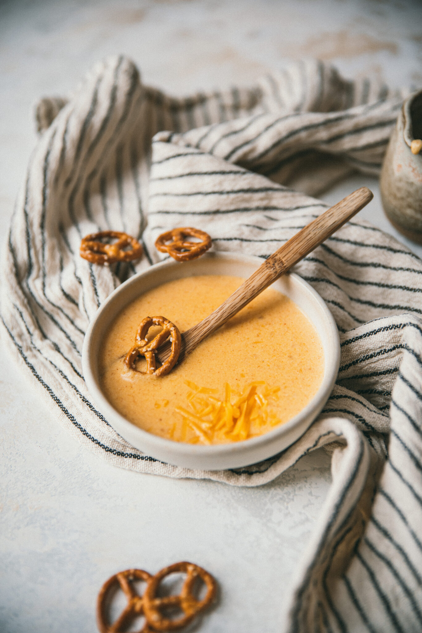 Sauce fromage Cheddar {recette maison facile et rapide}