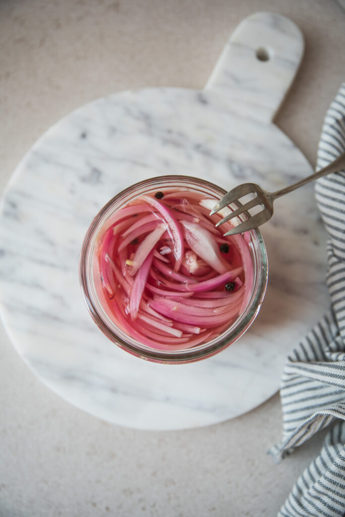 Pickles d'oignon rouge {recette maison}