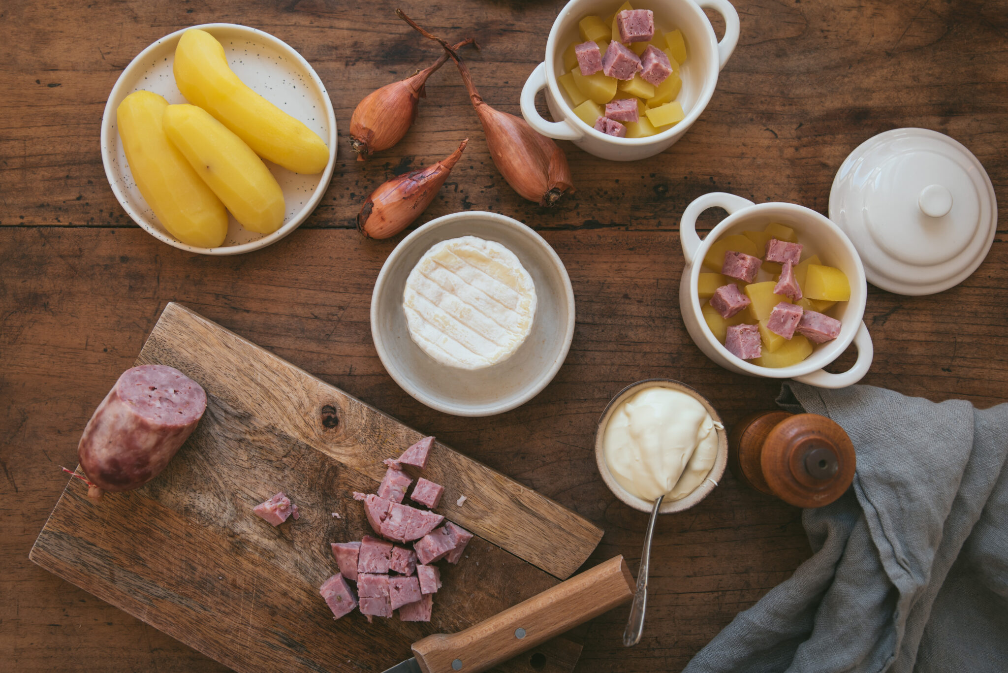 Cassolette de pomme de terre gratinée au fromage saint-marcellin